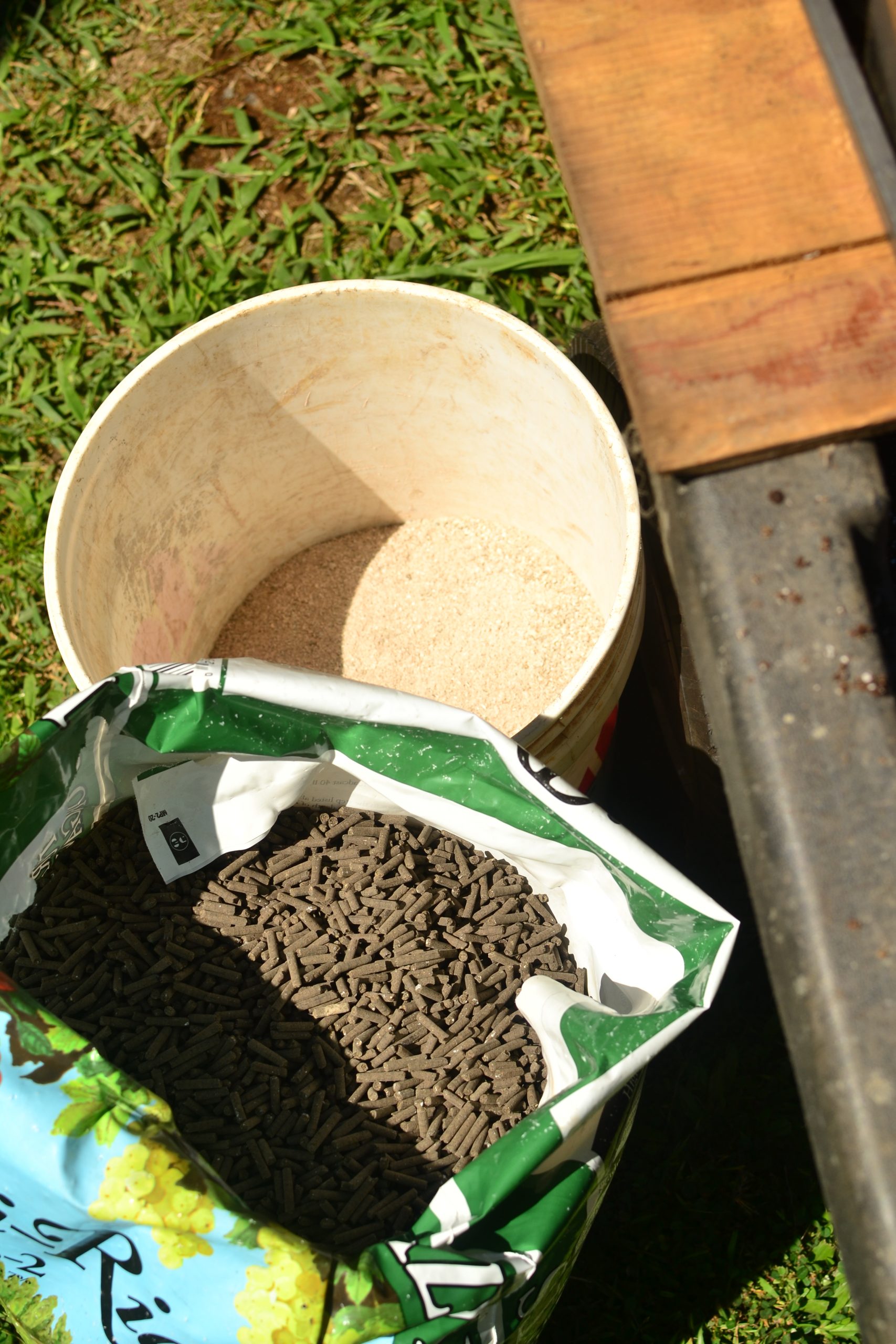 Propagation: Soil Mixes, Potting and Fertilizing - Tropical Self ...